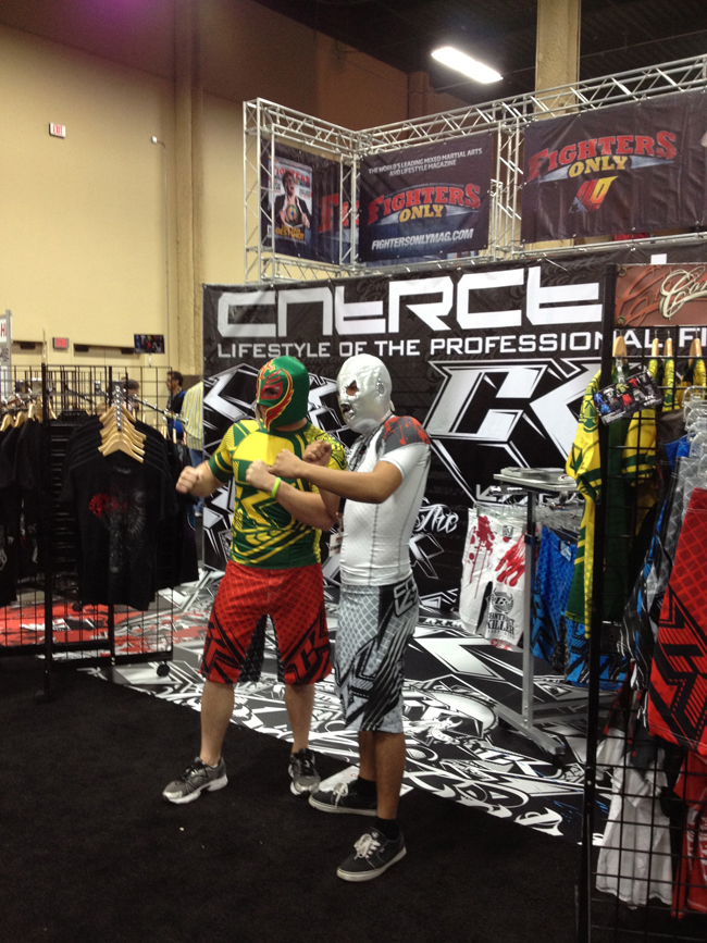 UFC Fan Expo Las Vegas 2012 Highlights (Day One) | FighterXFashion.com