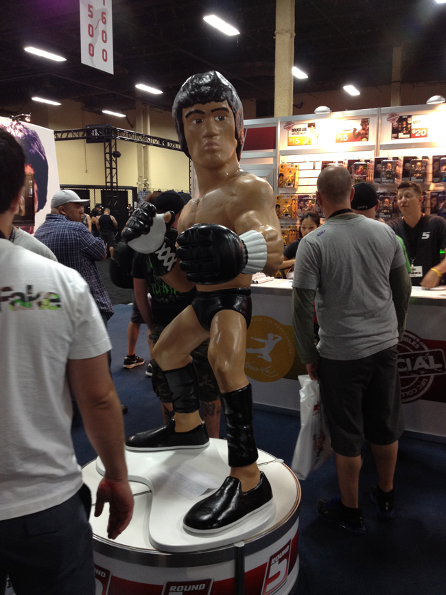 UFC Fan Expo Las Vegas 2012 Highlights (Day One) | FighterXFashion.com