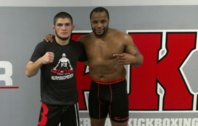 Fight Style: Who's Wearing What? January 2 2013 | FighterXFashion.com