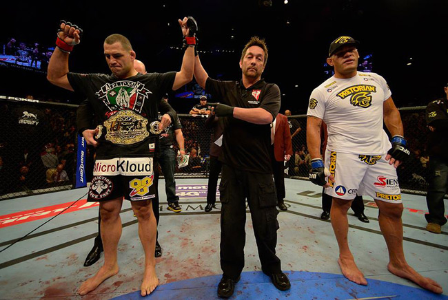 Fight Style: Who's Wearing What? May 27 2013 | FighterXFashion.com