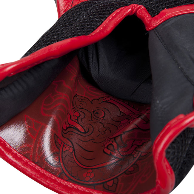Venum Sharp Boxing Gloves | FighterXFashion.com